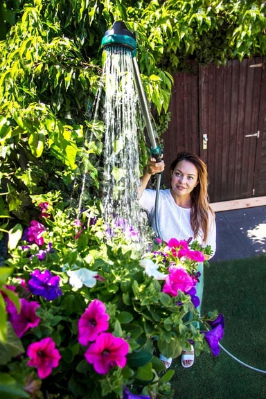 Garden shower 2-in-1 | Outdoor shower with detachable spray lance ...