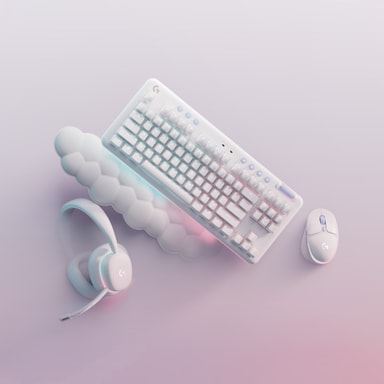 Logitech G 713 taktiili pelinäppäimistö LTG713TACTILE (valkoinen) - Gigantti verkkokauppa