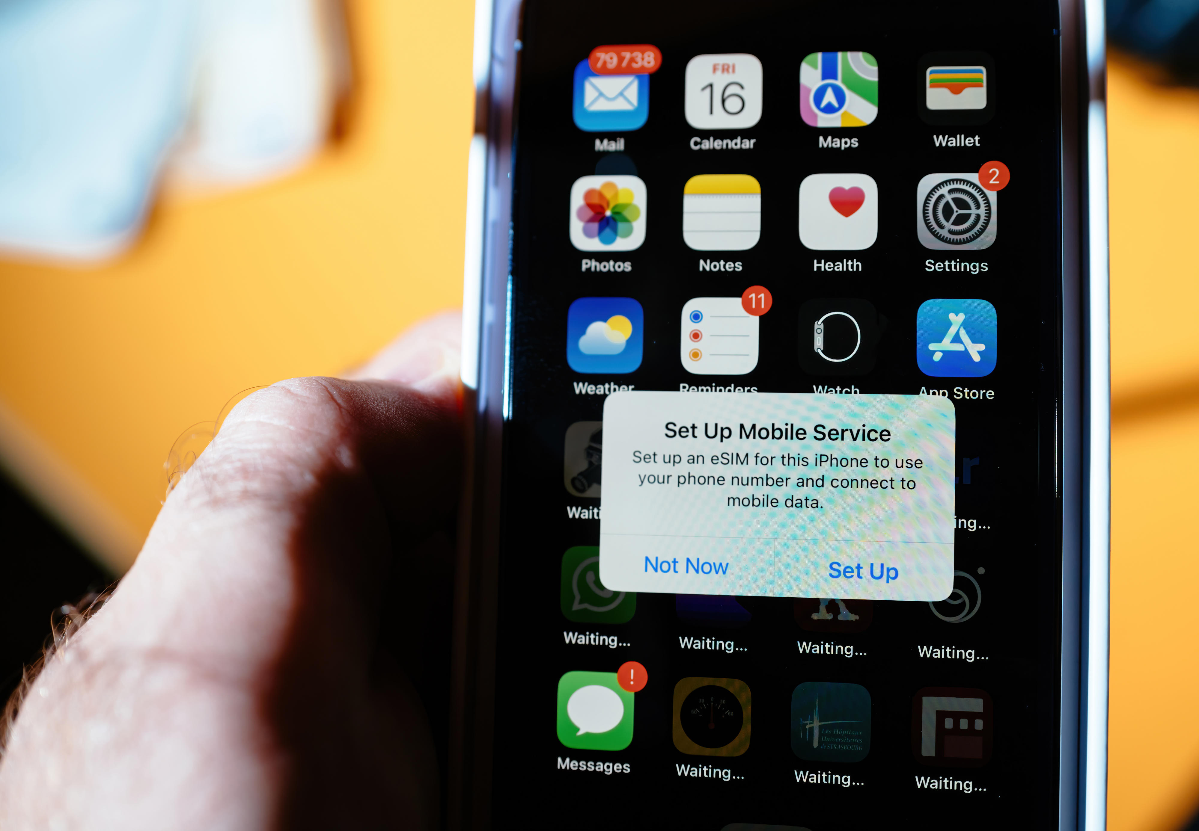 eSIM iPhonelle | Puhelimet eSIM-valmiudella ja käyttöönotto - Gigantti verkkokauppa